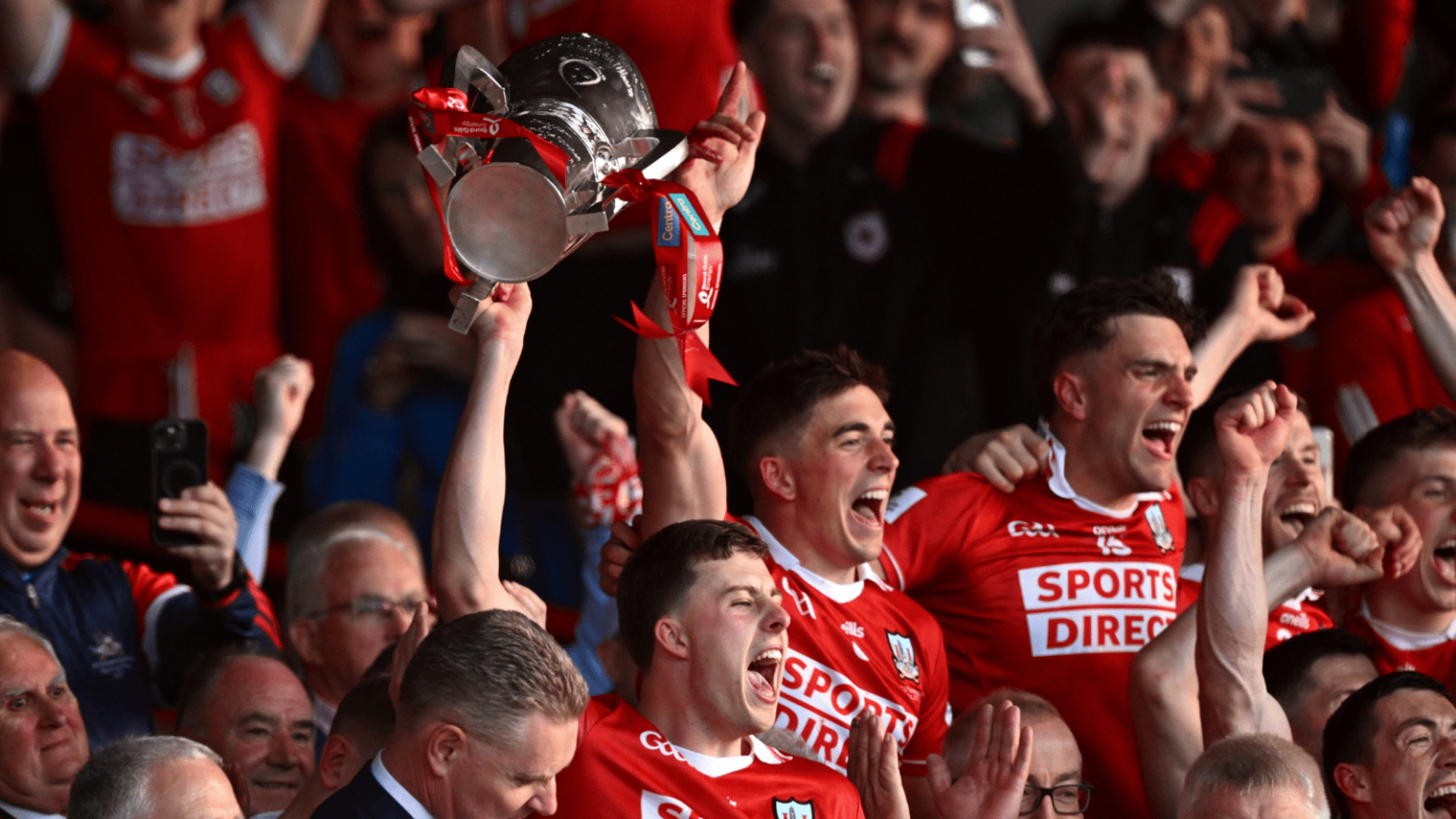 MUNSTER CHAMPIONS | Cork beat Limerick – Cork GAA